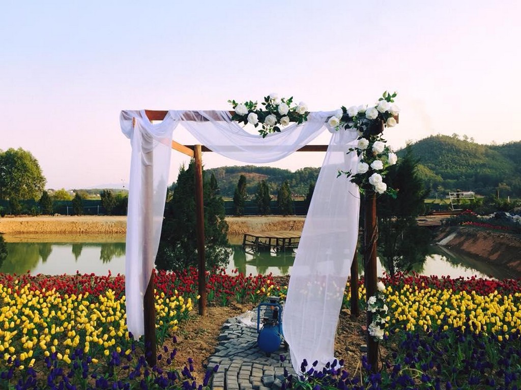 Công viên giải trí - phim trường Wedding Land